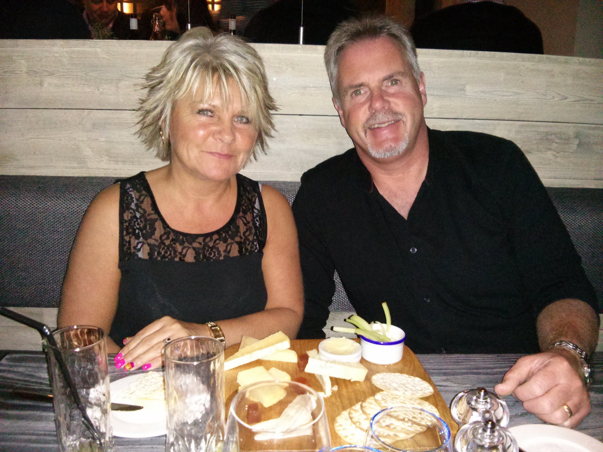 Cruel death of Derbyshire dad within weeks of diagnosis with one-in-a ...