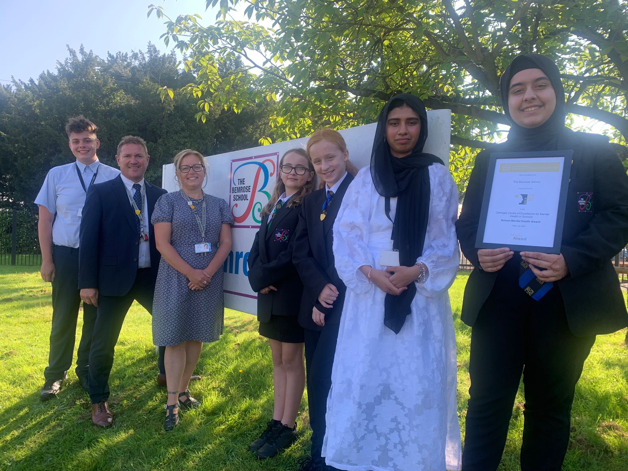 Gold award for The Bemrose School as assessors praise mental health strategy for pupils, staff ...